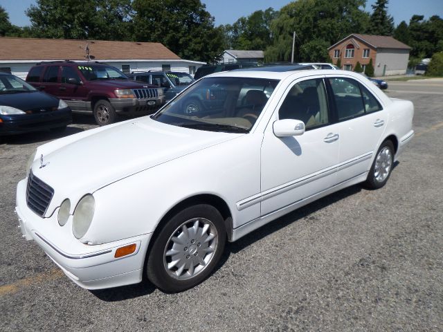 2000 Mercedes-Benz E-Class SXT Details. Round Lake Heights, IL 60073